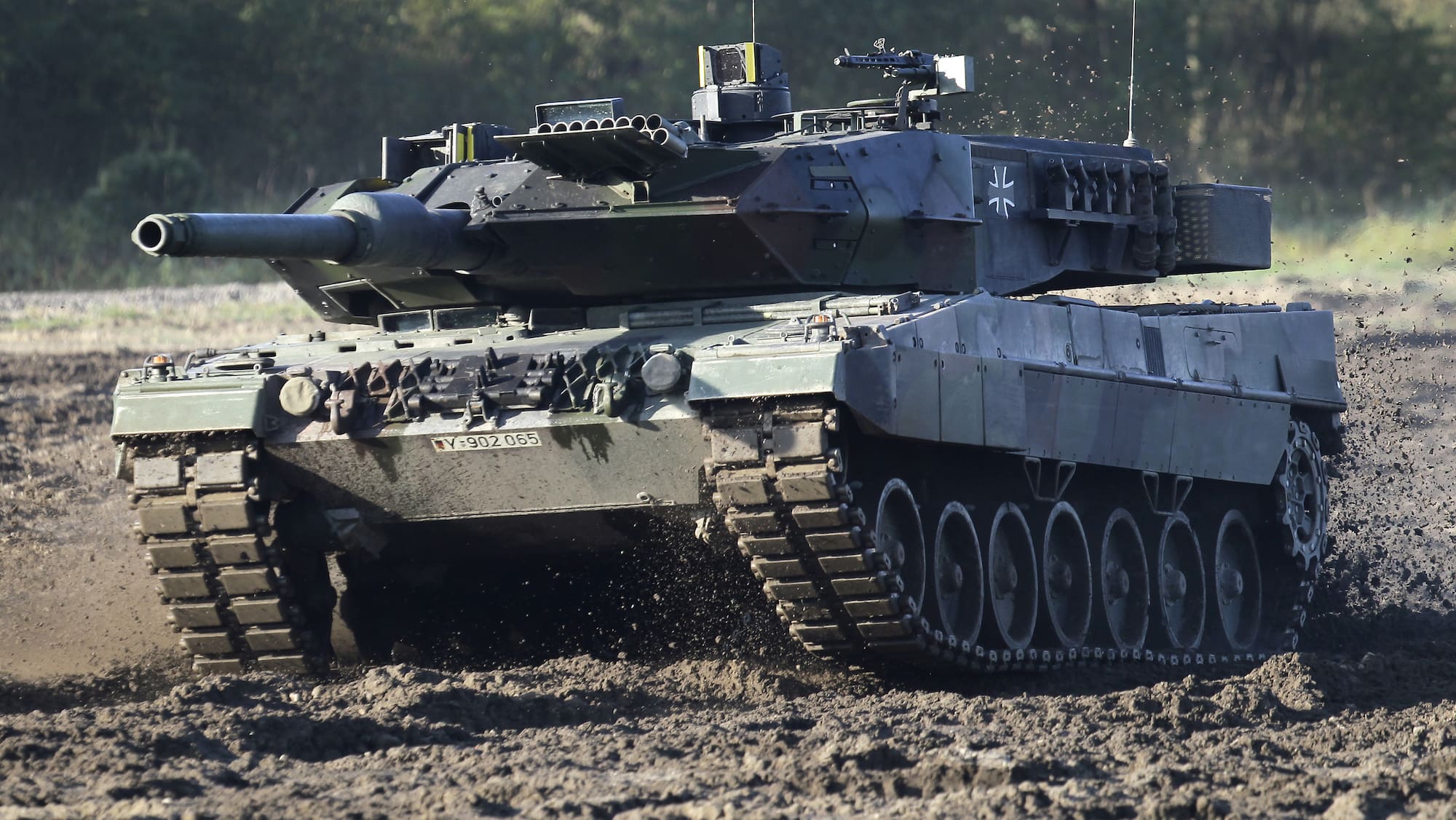 La Saga Des Livraisons De Chars Se Poursuit Entre L Allemagne Et L Ukraine la-saga-des-livraisons-de-chars-se-poursuit-entre-l-allemagne-et-l-ukraine